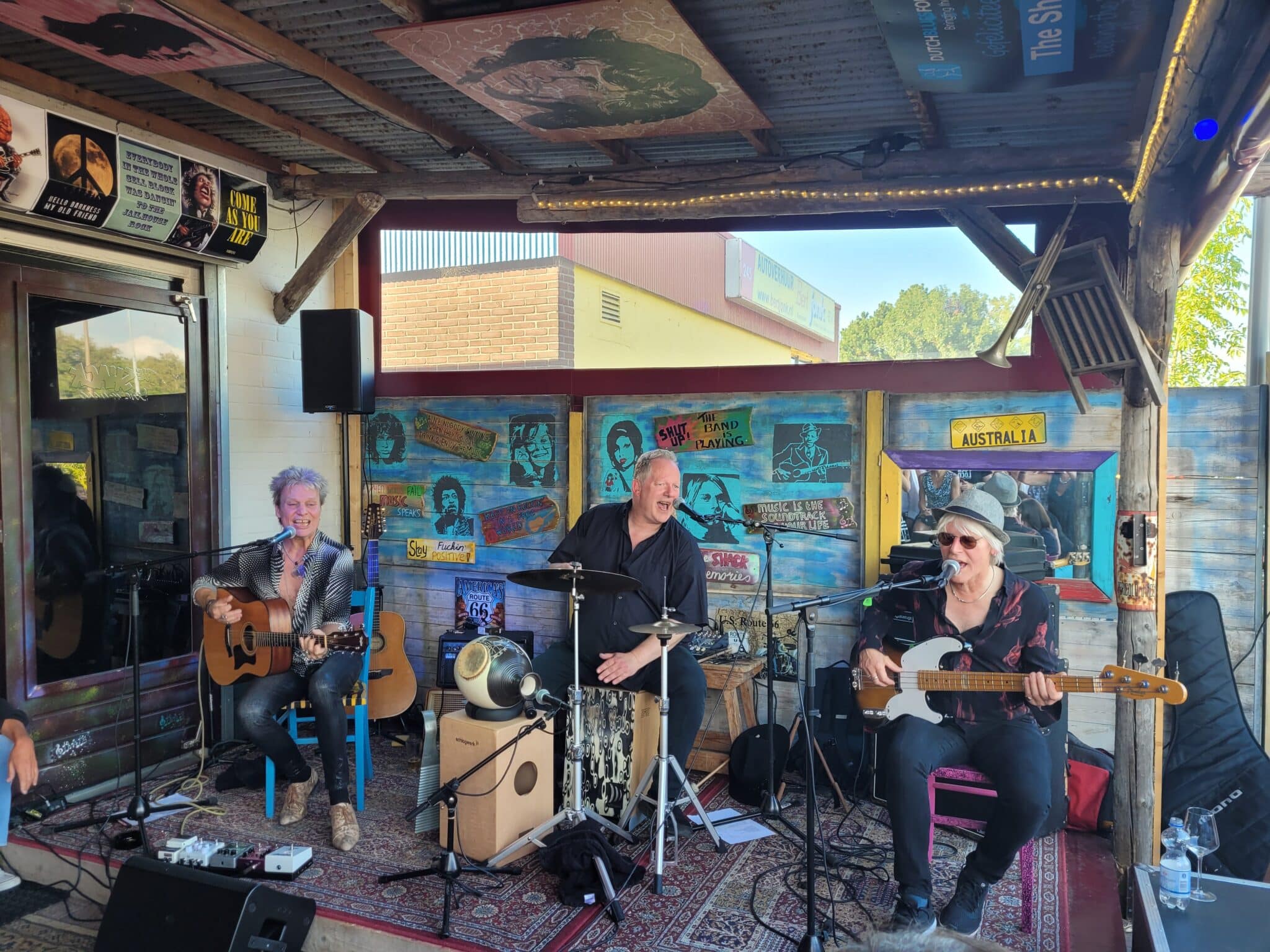 Emily's Heartache (Dirk Vermeij Arthur Bont Nico Heilijgers) - The Shack